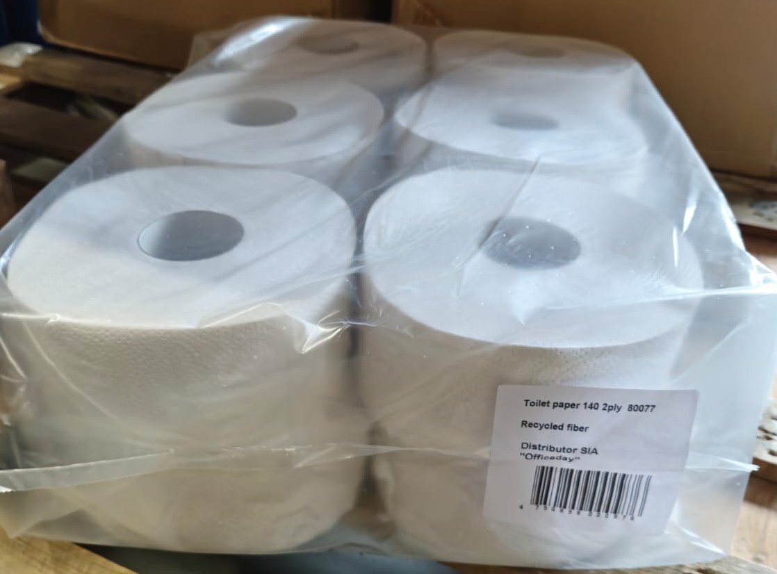 Gruine, Toilet paper with perforation of regenerated fibers, 2 layers ...